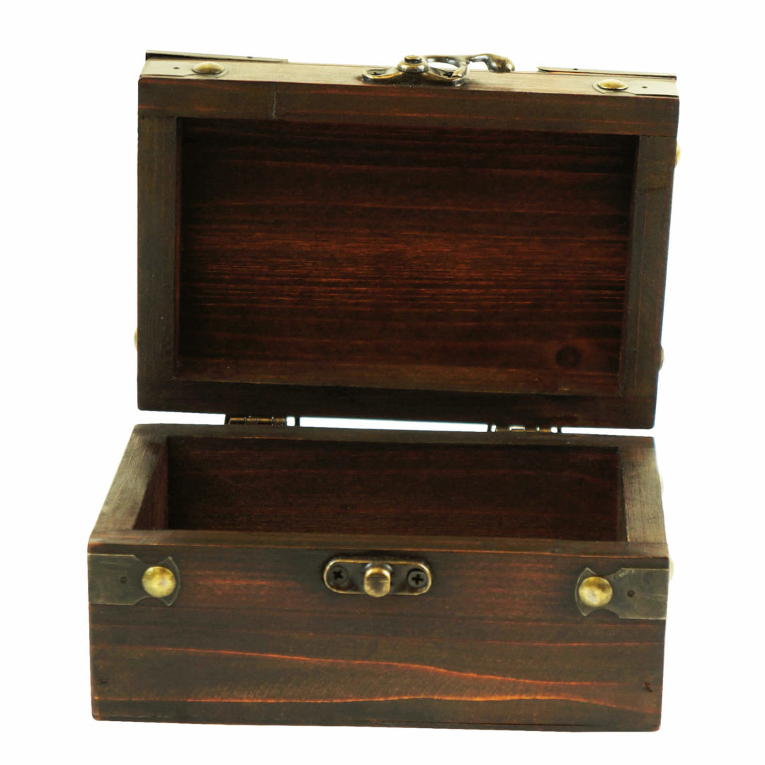 Antique Box with Metal Handle on the Top | Boxman